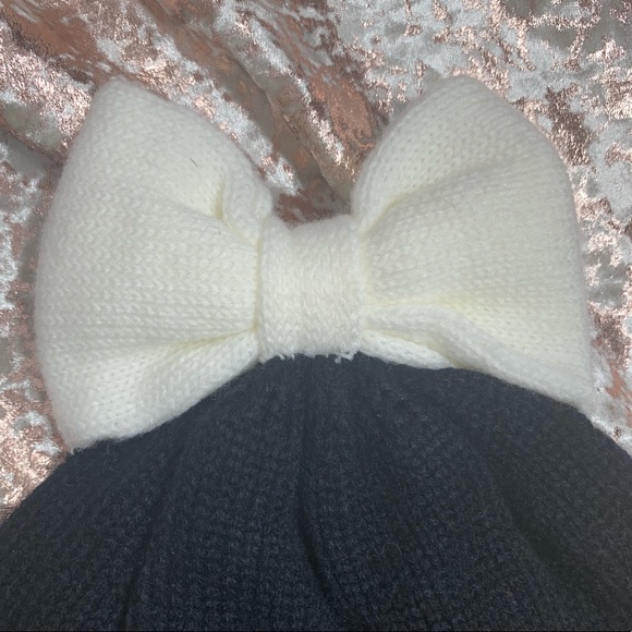 kate spade | Accessories | Kate Spade New York Blackwhite Bow Hat ...